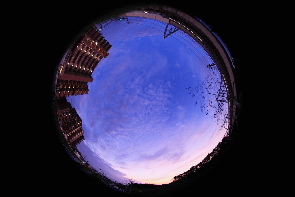 価格.com - 『右側は東武伊勢崎線』CANON EF8-15mm F4L フィッシュアイ USM sharaさん のクチコミ掲示板投稿画像 ...