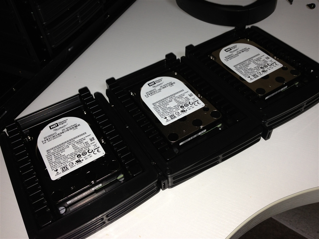 価格.com - 『ラプター3台は半端ないw』WESTERN DIGITAL WD1000DHTZ [1TB SATA600 10000 ...