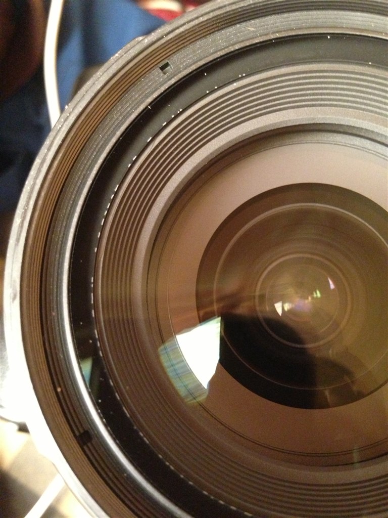 レンズを拭いていたら気が付いた』 SONY DT16-50mm F2.8 SSM レンズを拭いていたら気が付いた』 SONY DT16-50mm F2.8 SSM
